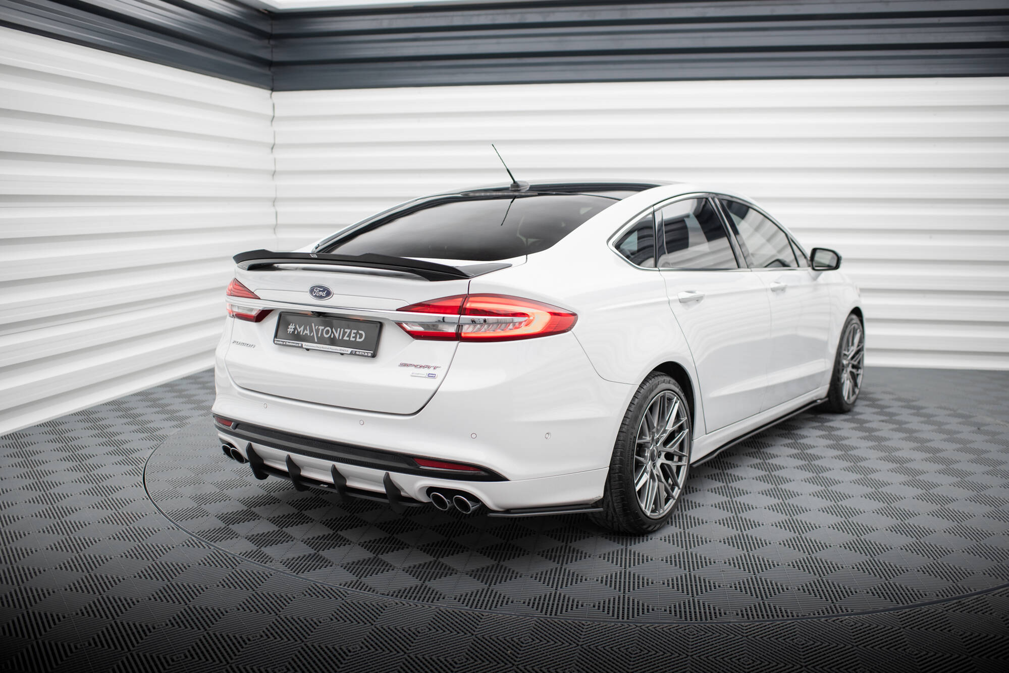 Maxton Design Divisores laterales traseros Street Pro para Ford Mondeo ...