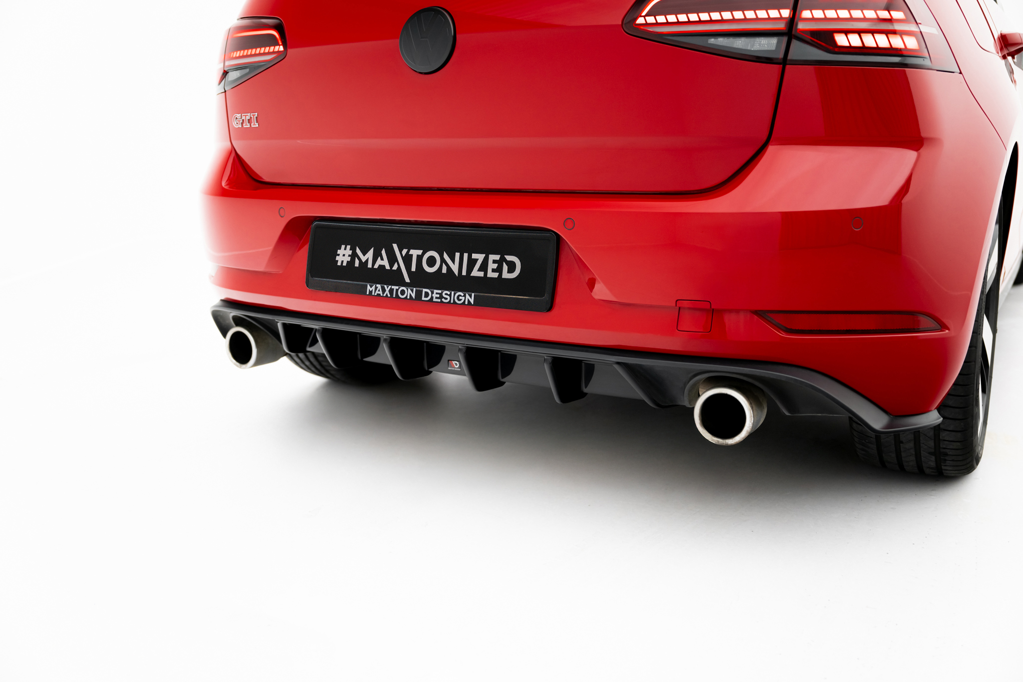Maxton Design Faldón trasero VW GOLF VII GTI FACELIFT VW-GO-7F-GTI-RS2G ...